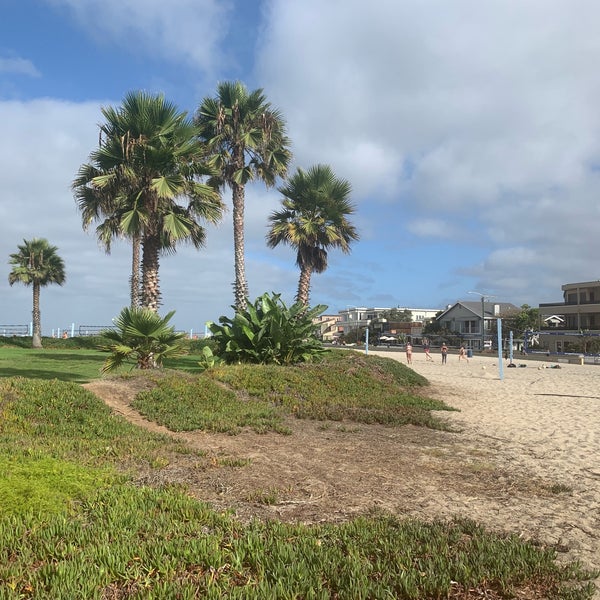 Photos at South Mission Beach Jetty - Surf Spot in San Diego