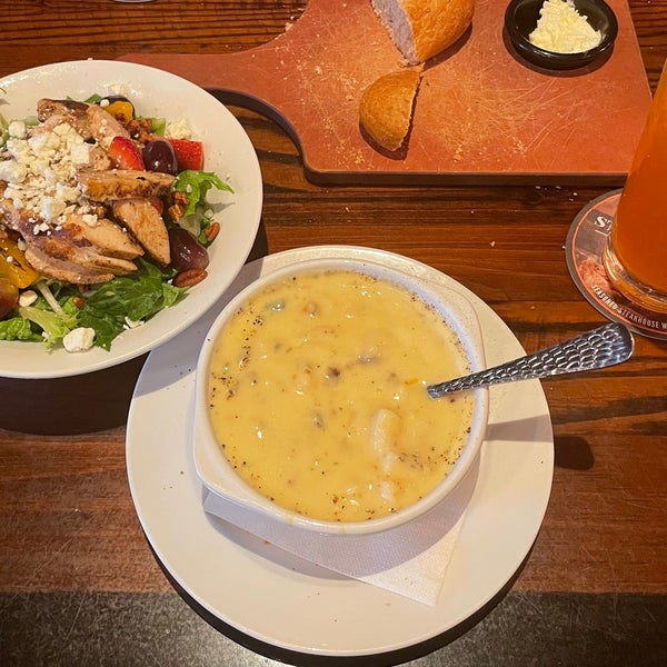 LongHorn Steakhouse - Little Lake Bryan - 8398 Vineland Ave