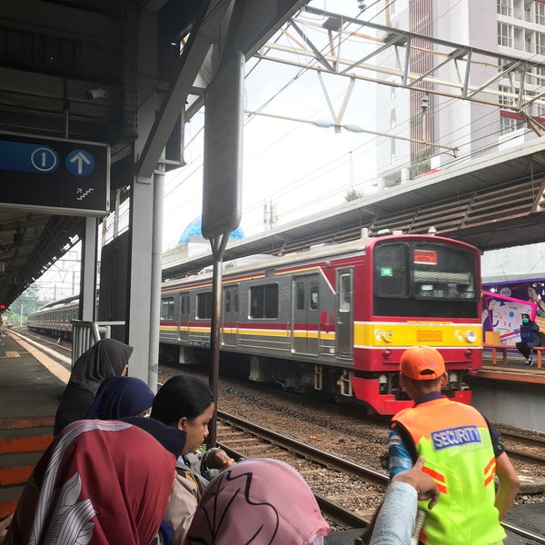 Stasiun Universitas Indonesia - 115 tips