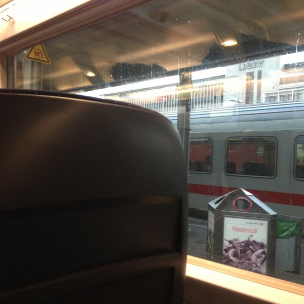 ICE 772 Stuttgart - Hamburg-Altona - Hauptbahnhof - Stuttgart, Baden ...