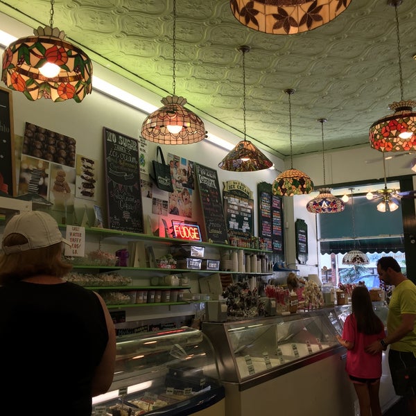 Ben & Bill's Chocolate Emporium - 13 tips from 868 visitors