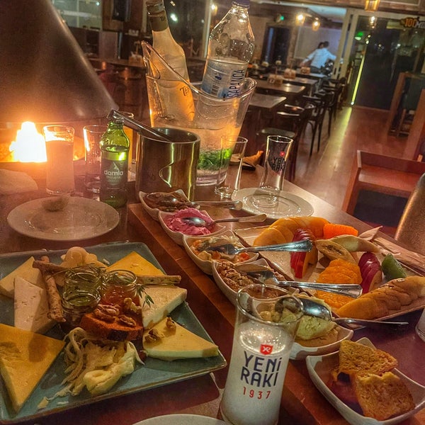 Wellborn Captain Morgan Roof Bar & Bistro - 3081 ziyaretçidan 12 tavsiye