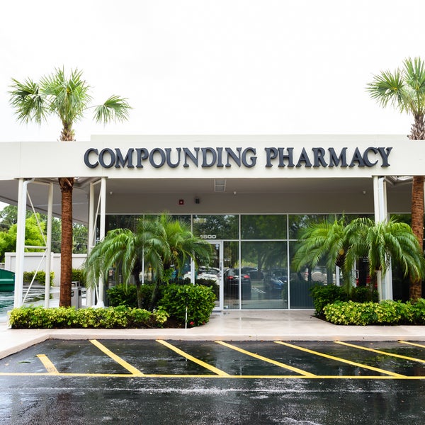 Palm Beach Compounding Pharmacy - Admiral's Cove - 4 visitors