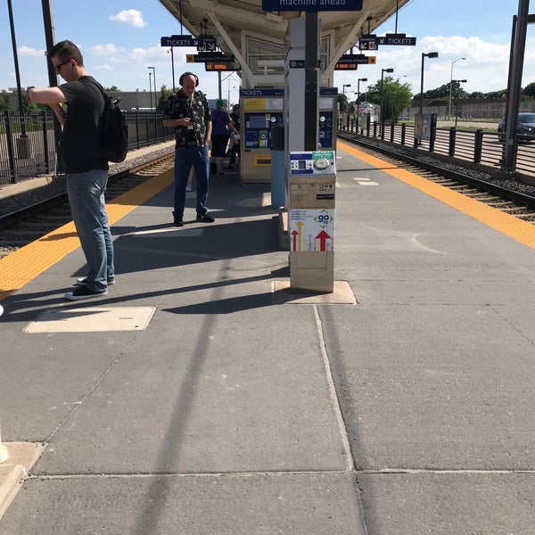 Photos at Fort Snelling LRT Station - 6053 Minnehaha Ave