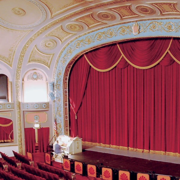 Renaissance Theatre - 1 tip from 226 visitors