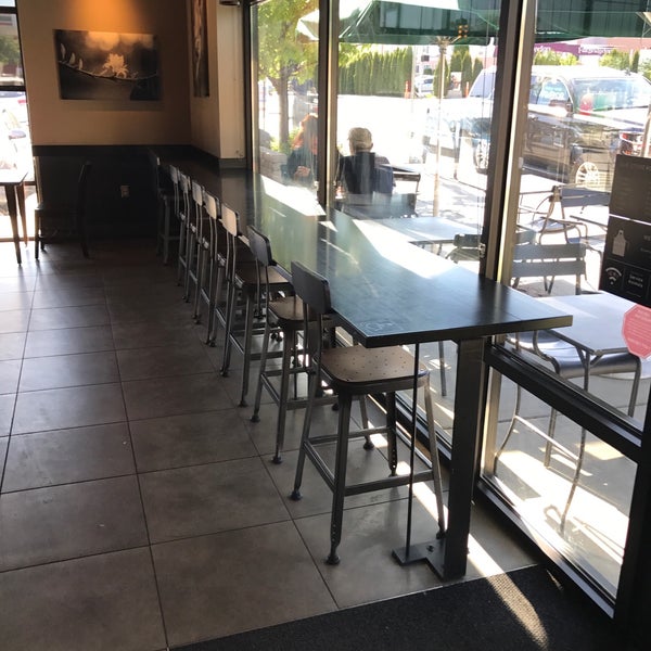 Starbucks - Riverside - 11 tips from 927 visitors