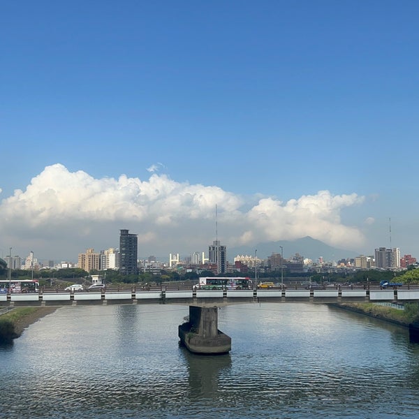 承德橋 - Bridge in Datong District