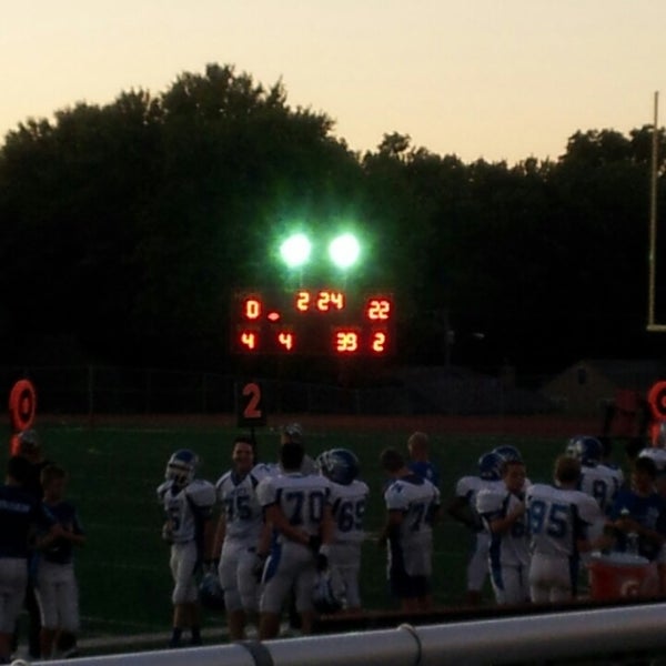 Photos at Winnetonka High School - 5815 NE 48th St