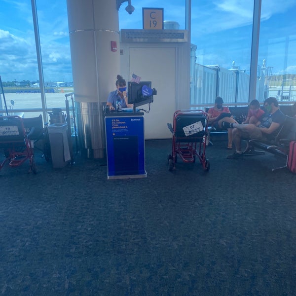 Photos at Gate C19 - Airport Gate in Milwaukee