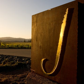J Vineyards & Winery - 40 tips