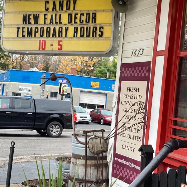 Marilla Country Store - Gift Store