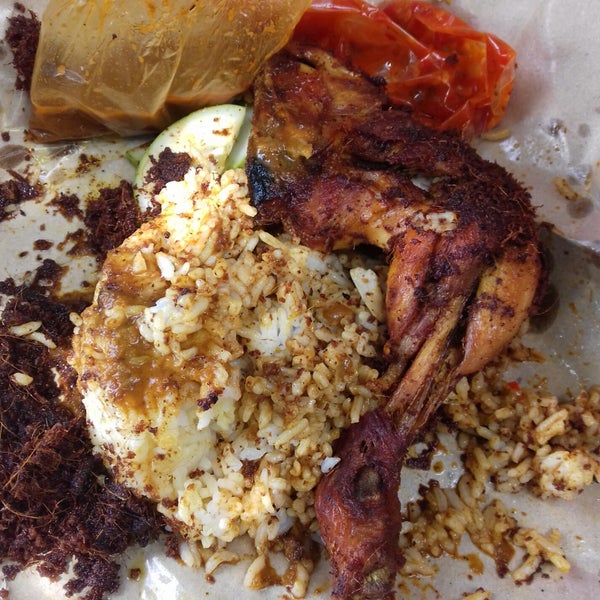 MA Nasi Kukus Ayam Berempah - Banting, Selangor