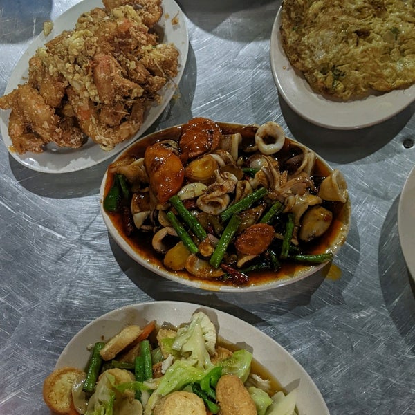 Chef Makbul Kitchen - Malay Restaurant in Pulau Pangkor