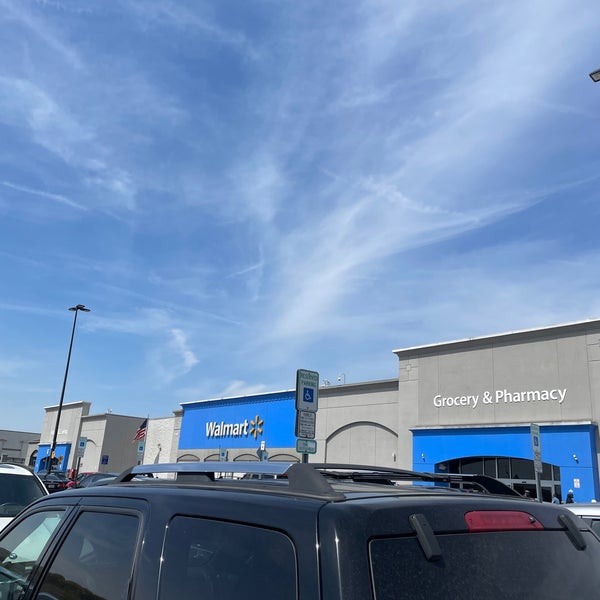 Walmart Supercenter - 2100 88th St