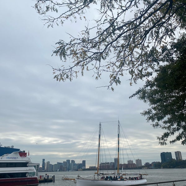 Photos at Pier 62 - Hudson River Park - Chelsea - West Side Hwy
