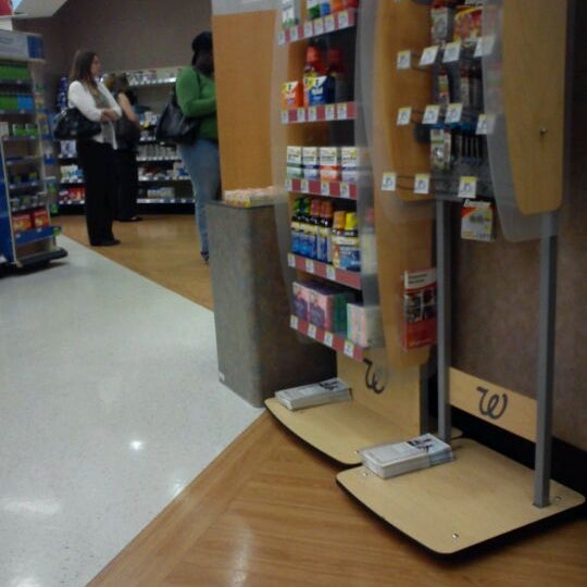 Walgreens - 165 visitors