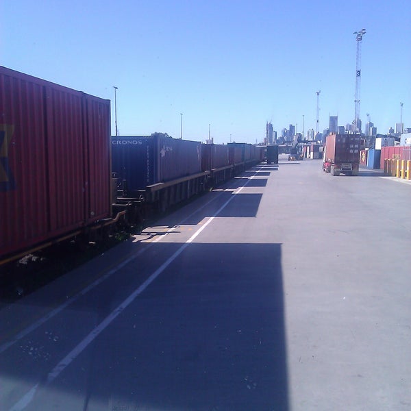 Pacific National Melbourne Freight Terminal - Office