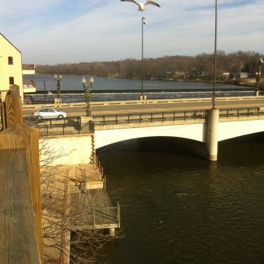 Fox River - Downtown Elgin - 5 tips from 491 visitors