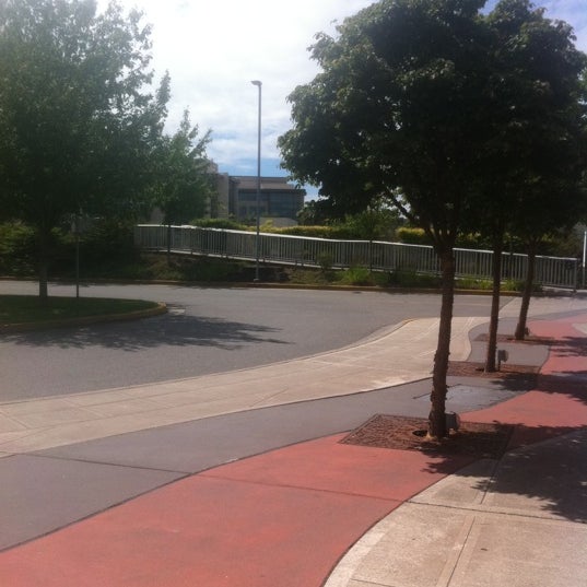 Microsoft Shuttle Stop - OTC (Now Closed) - Bus Stop in Overlake