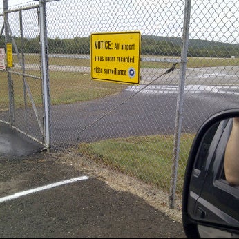 Windham Airport (IJD) - Airport in Willimantic