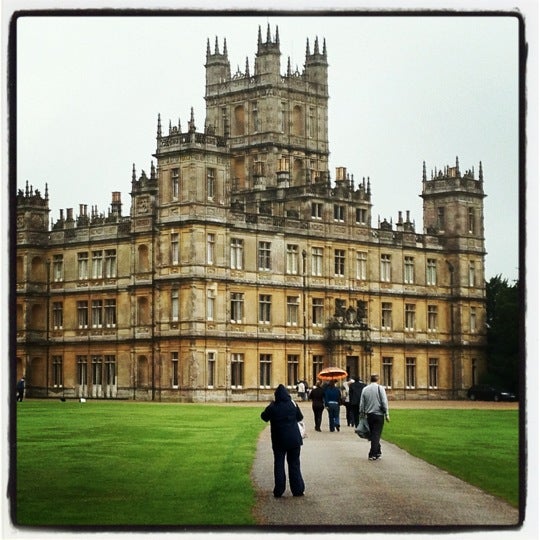 Highclere Castle - Castle in Highclere