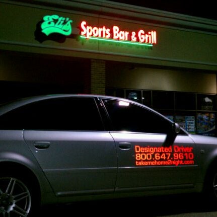 Eli's Sports Bar and Grill - 6 tips from 497 visitors