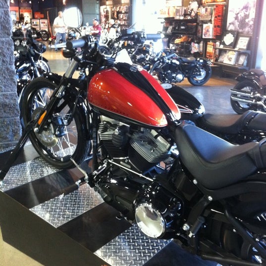 Buddy Stubbs Harley-Davidson - Motorcycle Shop