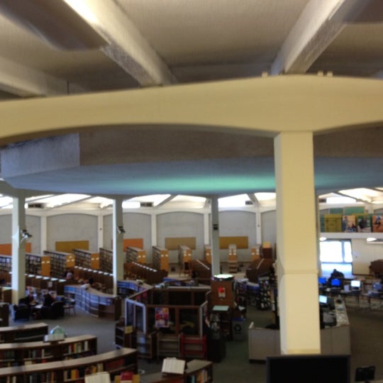 Chabot College Library - College Library in Mt. Eden