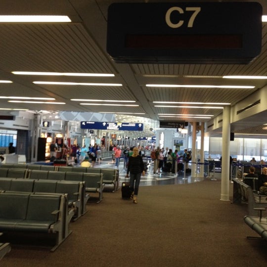 Gate C7 - Terminal 1, Concourse C