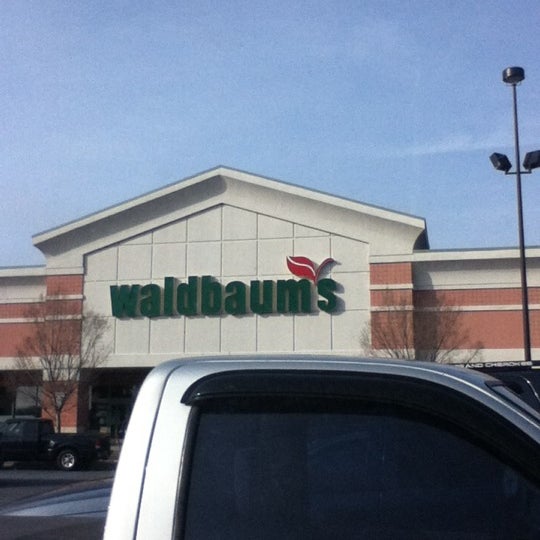 Waldbaum's (Now Closed) - Supermarket in Riverhead