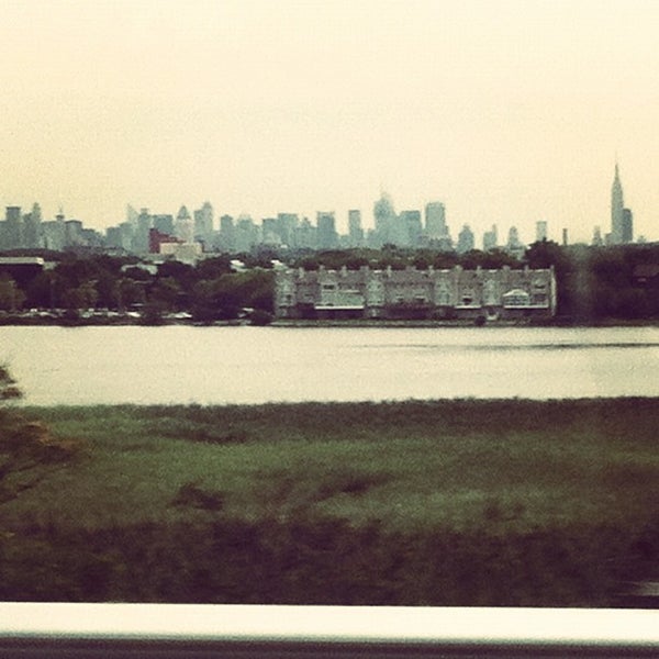 Photos at NJ Turnpike at Exit 16W - Intersection