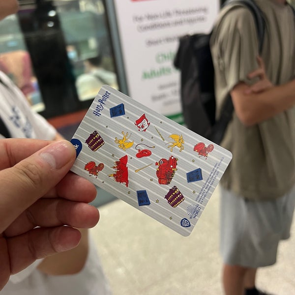 Photos at HarbourFront MRT Interchange (NE1/CC29) - Metro Station in ...