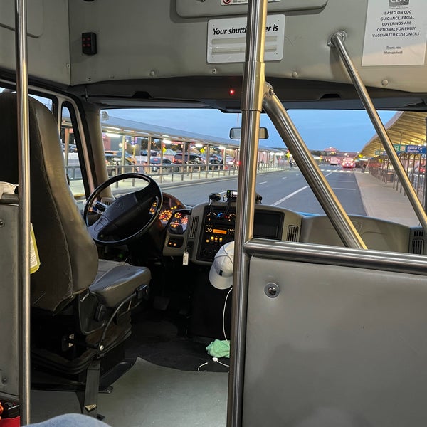 Dulles Airport Ground Transportation - Bus Station in Dulles