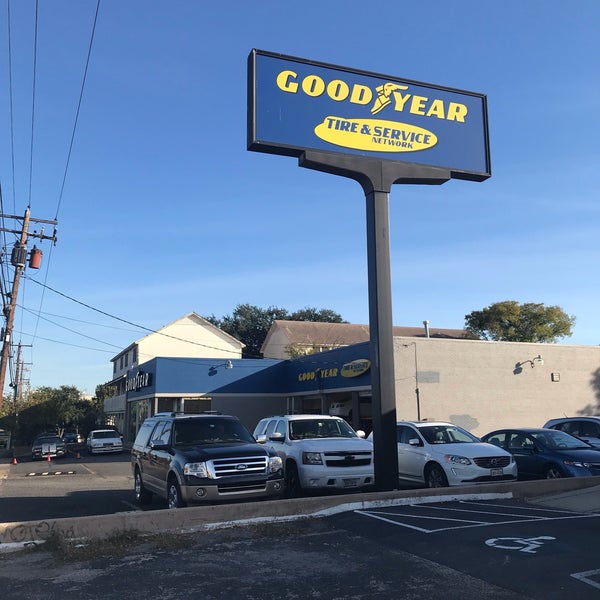 Goodyear Auto Service - Hancock - 907 E 41St St