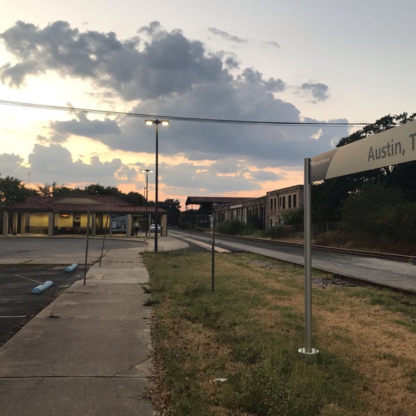 Austin Train Station - Amtrak (AUS) - Rail Station in Austin
