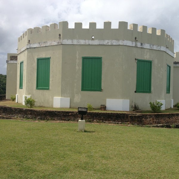 Fuerte Conde de Marisol - Isabel II, Vieques, PR
