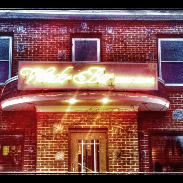 Wonder Bar Steakhouse - Steakhouse
