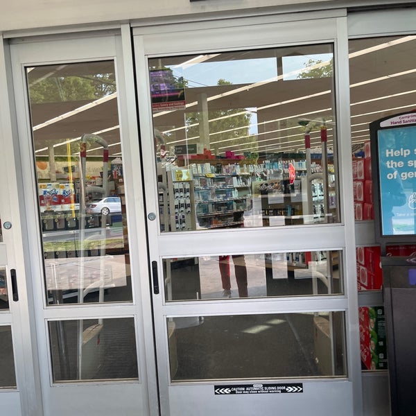 Walgreens - Pharmacy in New Haven