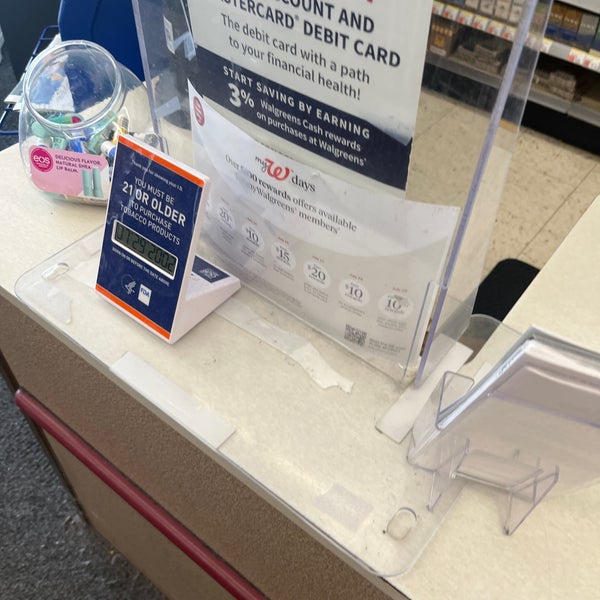 Walgreens - Amity - 1471 Whalley Ave