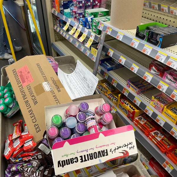 Walgreens - Amity - 1471 Whalley Ave