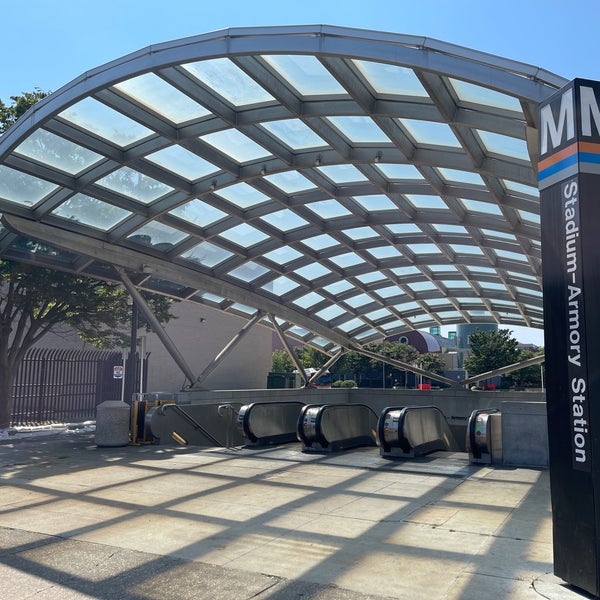 Stadium-Armory Metro Station - Hill East - 192 19th St. SE