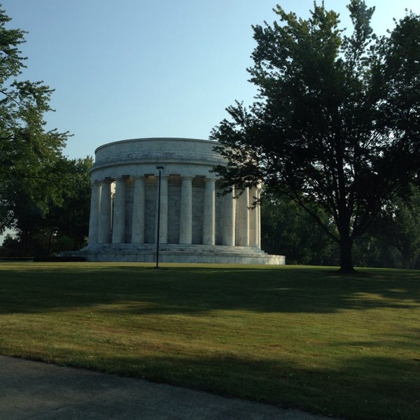 Photos at Harding Tomb - Vernon Heights Blvd