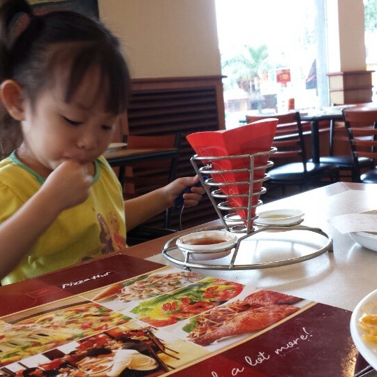 Pizza Hut - Pizzeria in Butuan City