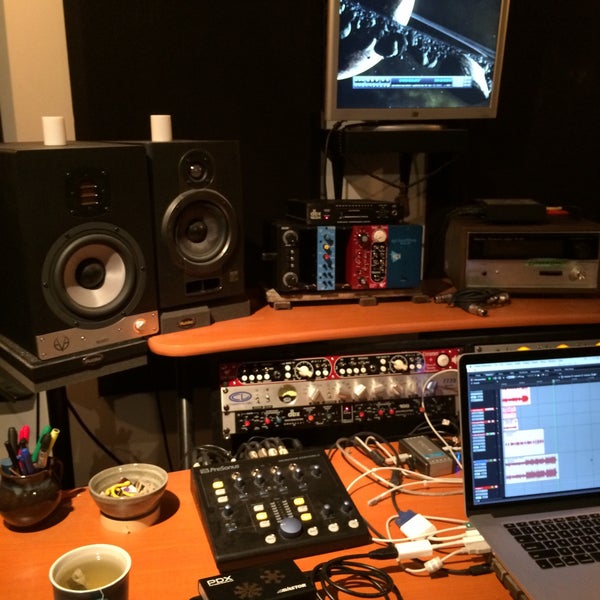 Greenhouse Recording Studio - Grandview-Woodland - 176 Salsbury Dr