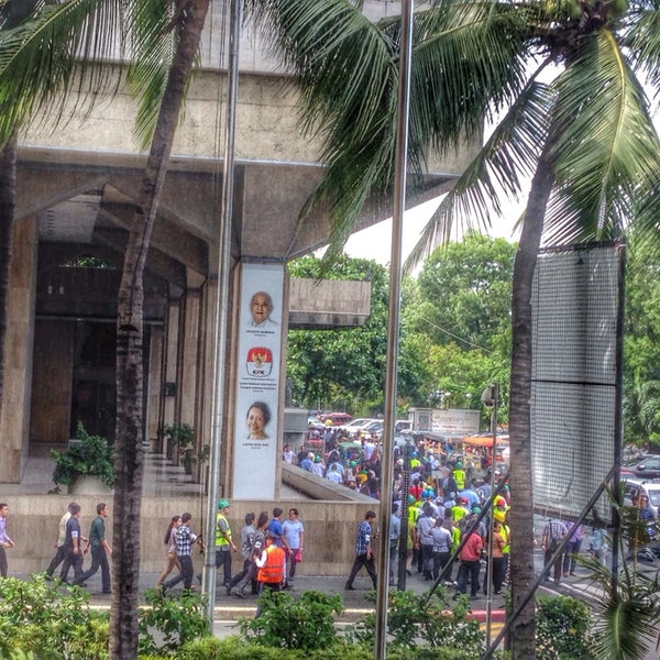 Photos at Ramon Magsaysay Building - Malate - 1 tip from 174 visitors