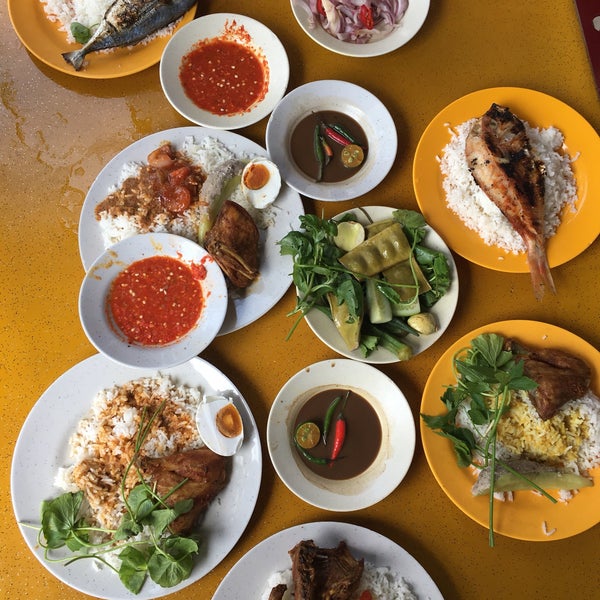 Photos at Restoran Mat Binjai - 31 tips