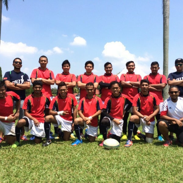 Photos at Padang Ragbi B UPM - UPM