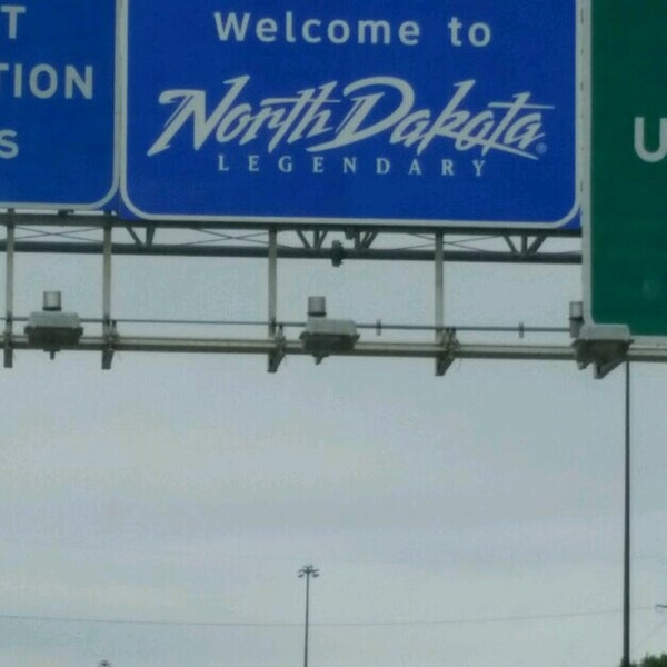 Photos at Minnesota / North Dakota State Line - Border Crossing in Fargo