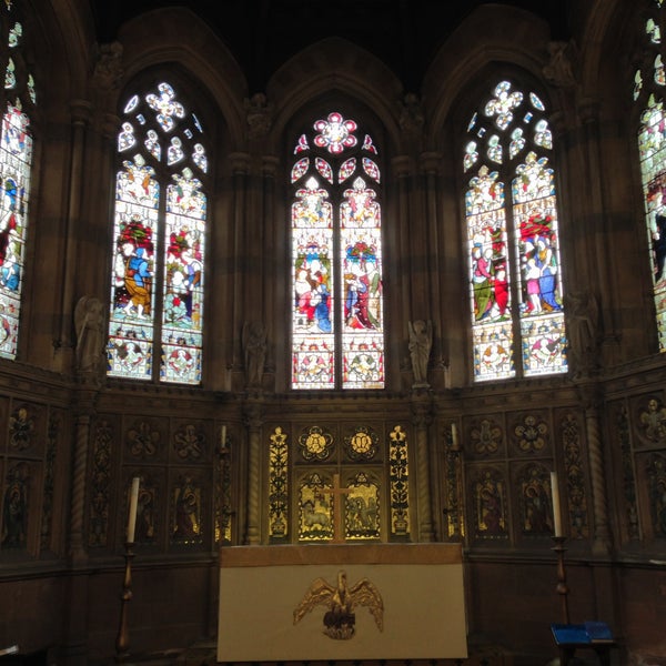 Windsor Parish Church (St John the Baptist) - High St