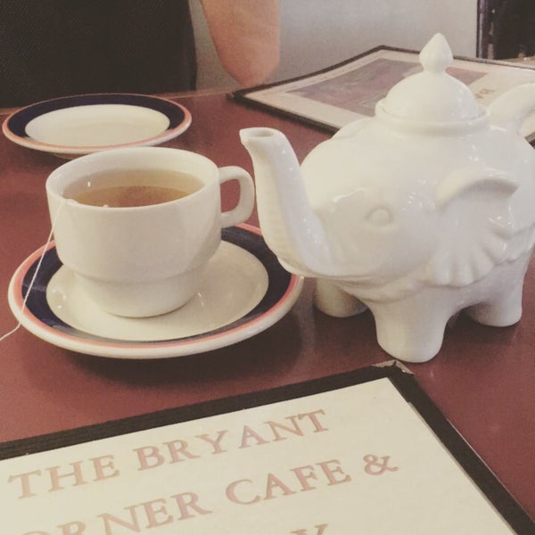 Sunflour - Bryant Corner Cafe & Bakery - Northeast Seattle - 25 tips